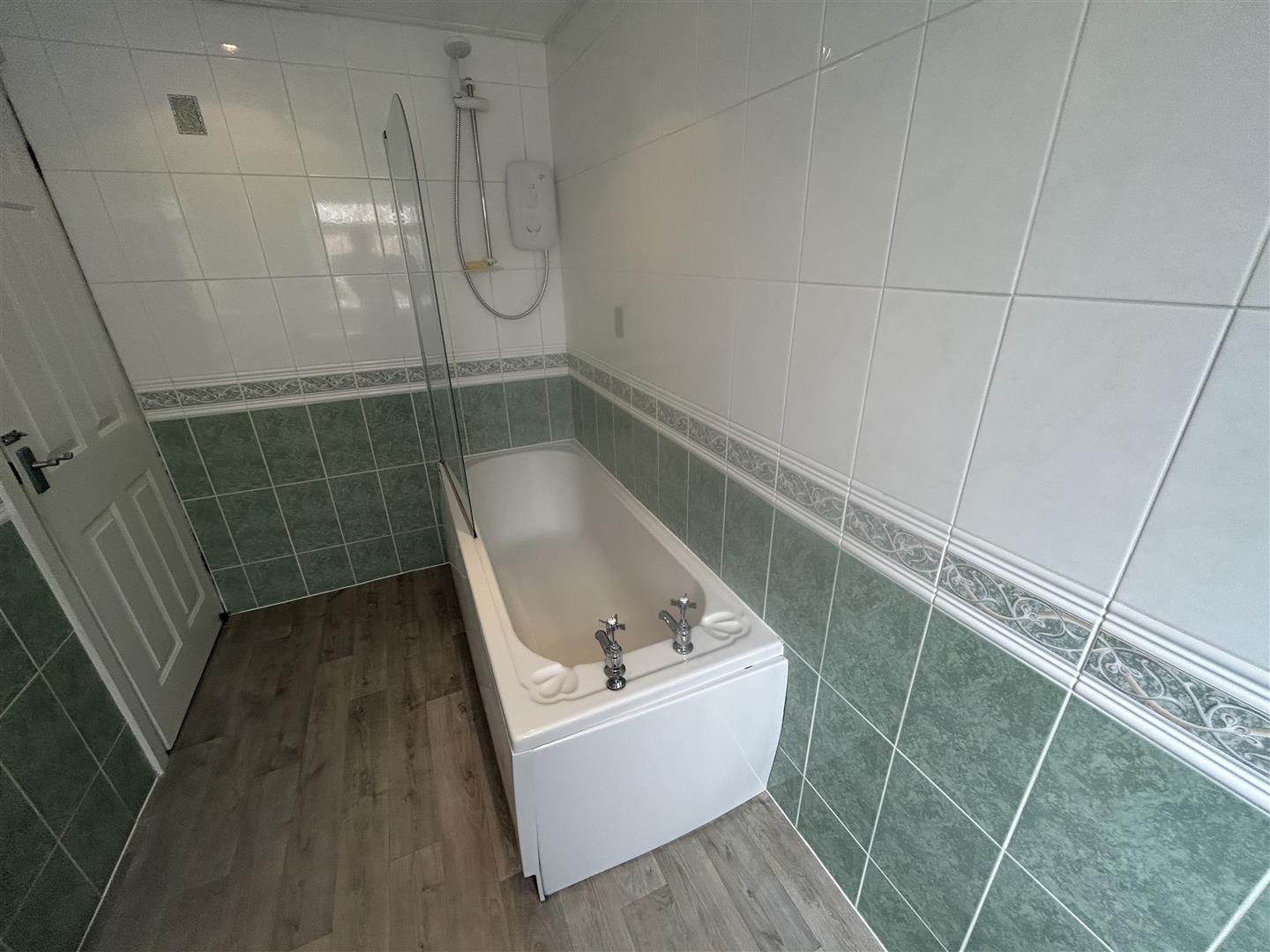 Belmont Avenue, Springhead, Oldham - Wild & Griffiths