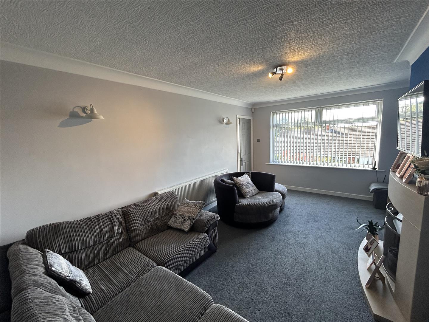 Heywood Fold Road, Springhead, Oldham - Wild & Griffiths