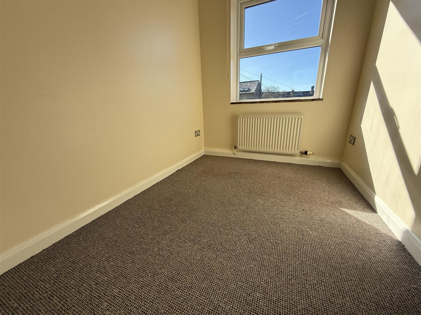 Queen Street, Springhead, Oldham - Wild & Griffiths