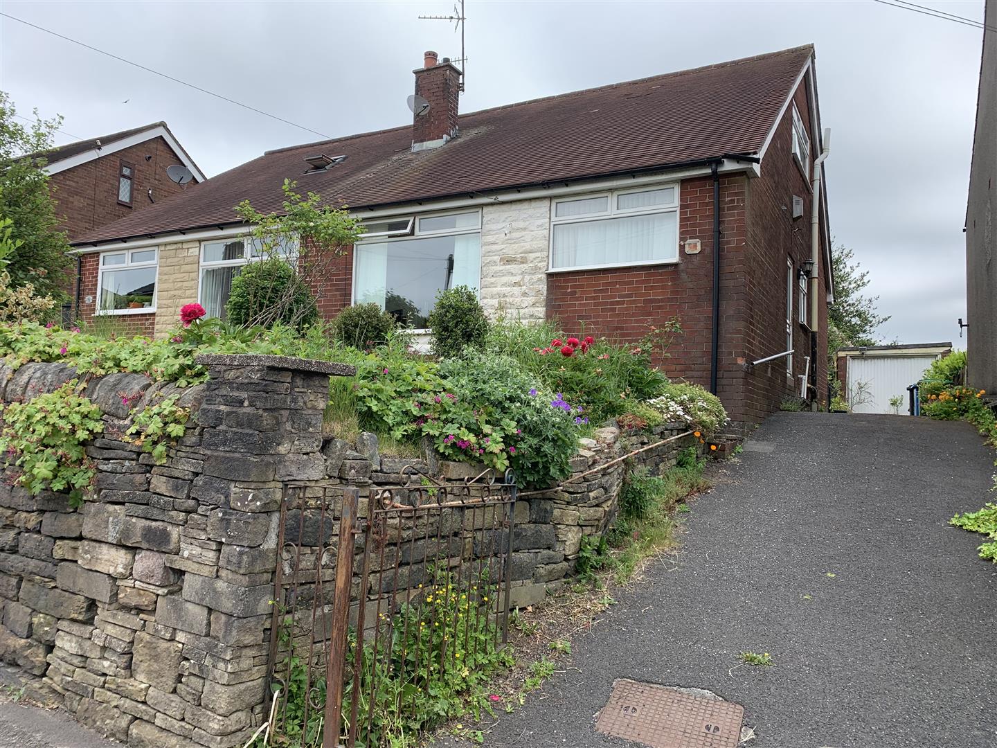 Woodbrook Road, Springhead, Oldham - Wild & Griffiths