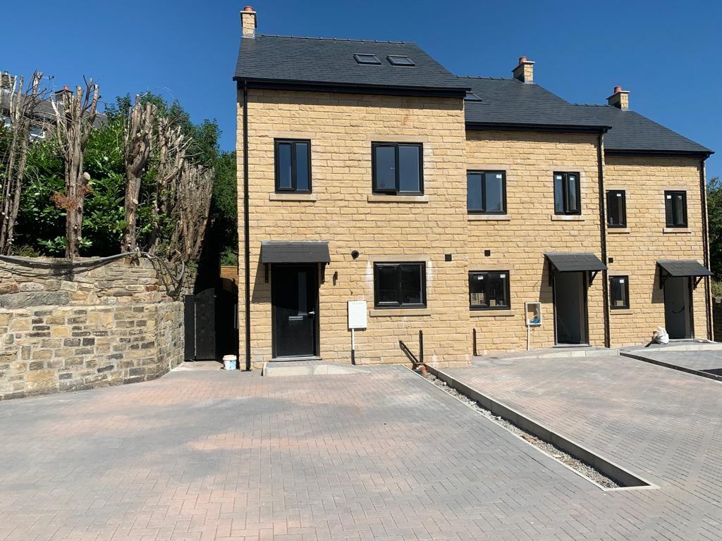 Cross Street, Mossley, Ashton-Under-Lyne - Wild & Griffiths